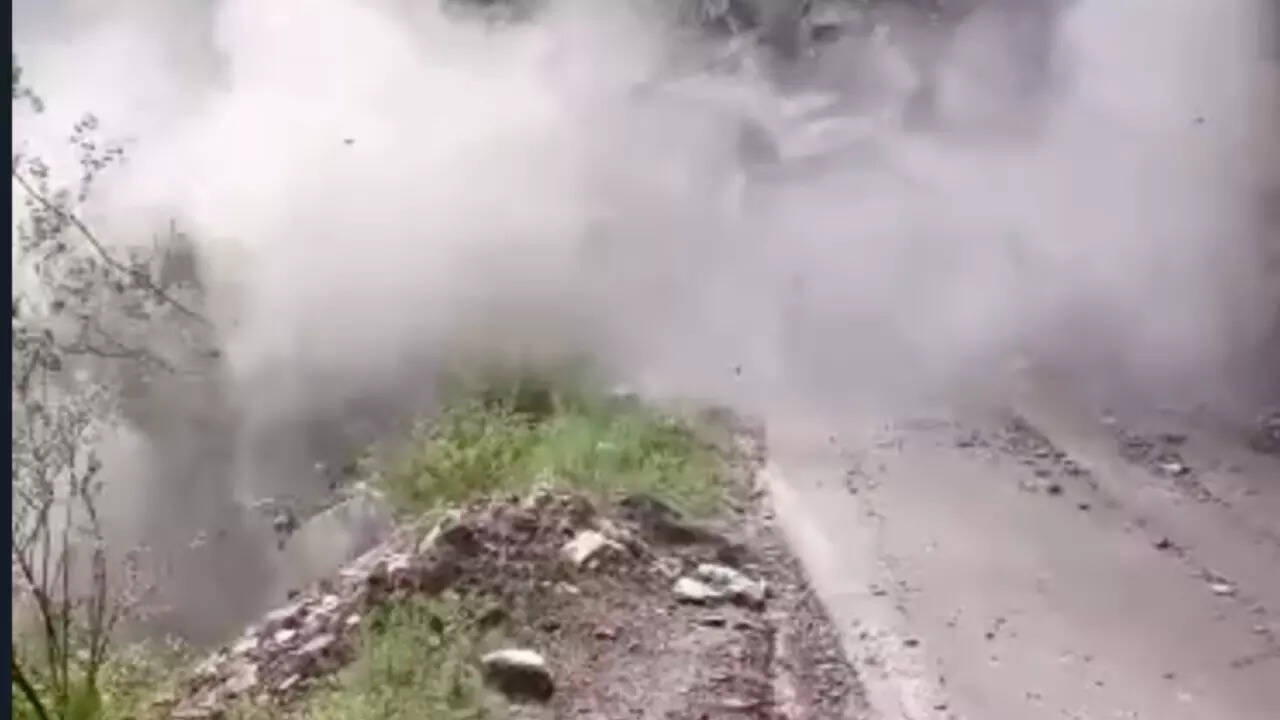 Heavy Boulders Roll Down Mountain On Chamba-Tissa Main Road | India ...