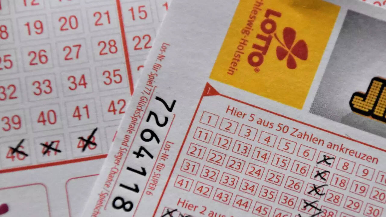 UP Man To Get Over Rs 5.5 Lakh Every Month For 25 Years After Shocking ...