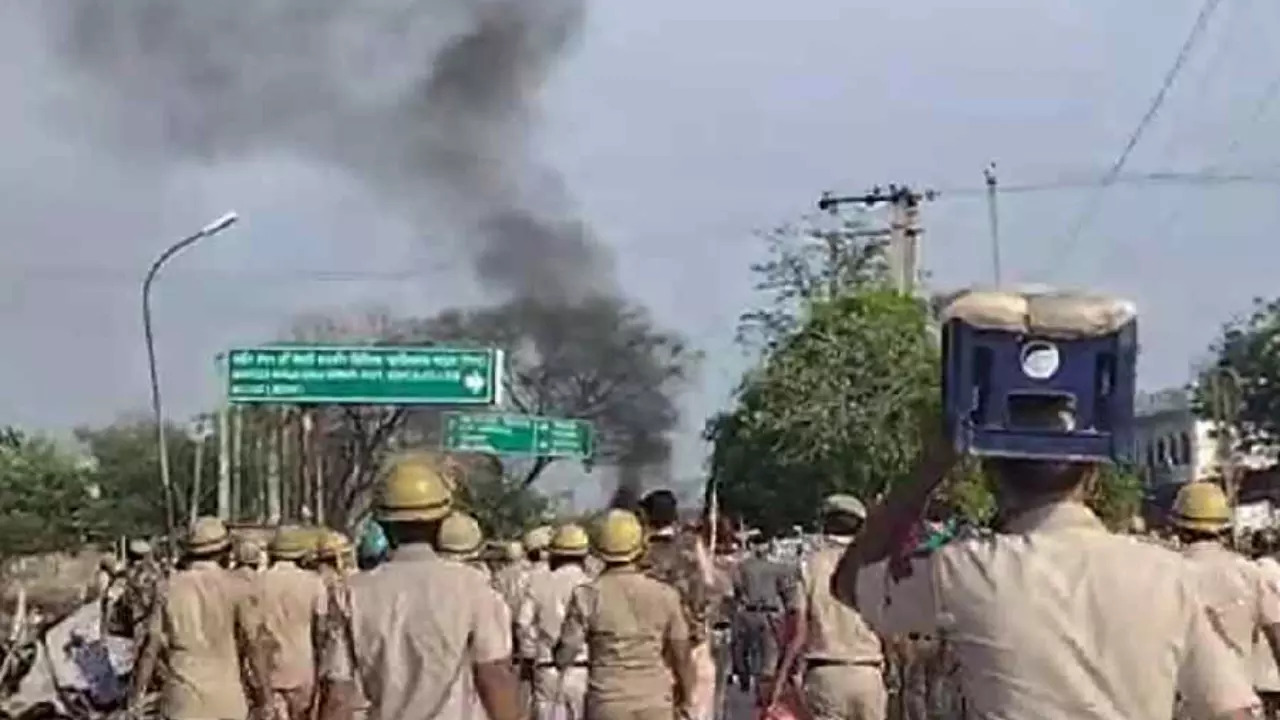 Nuh Violence: Two Home Guards Killed In Clashes; Haryana CM, Other Leaders Appeal For Peace ...