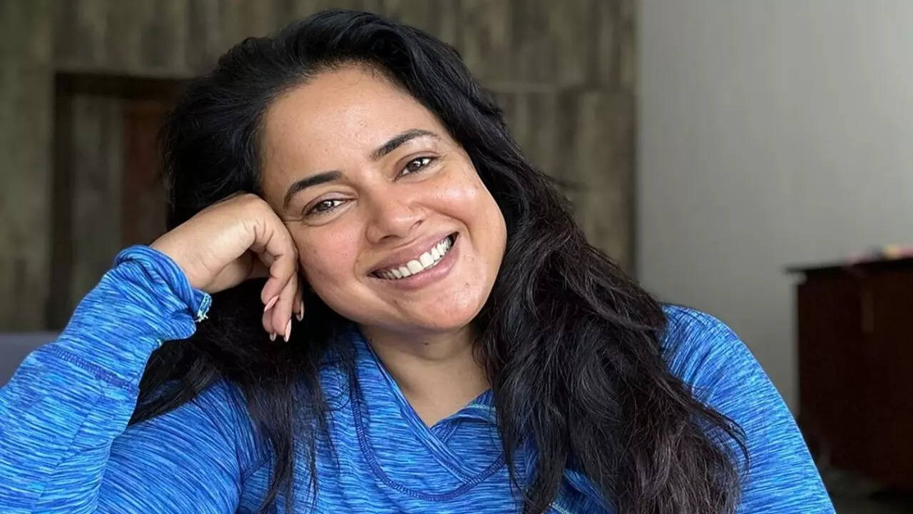 Sameera Reddy Reveals She Still Gets Body-Shamed For Postpartum Weight, Says Husband Supports ...