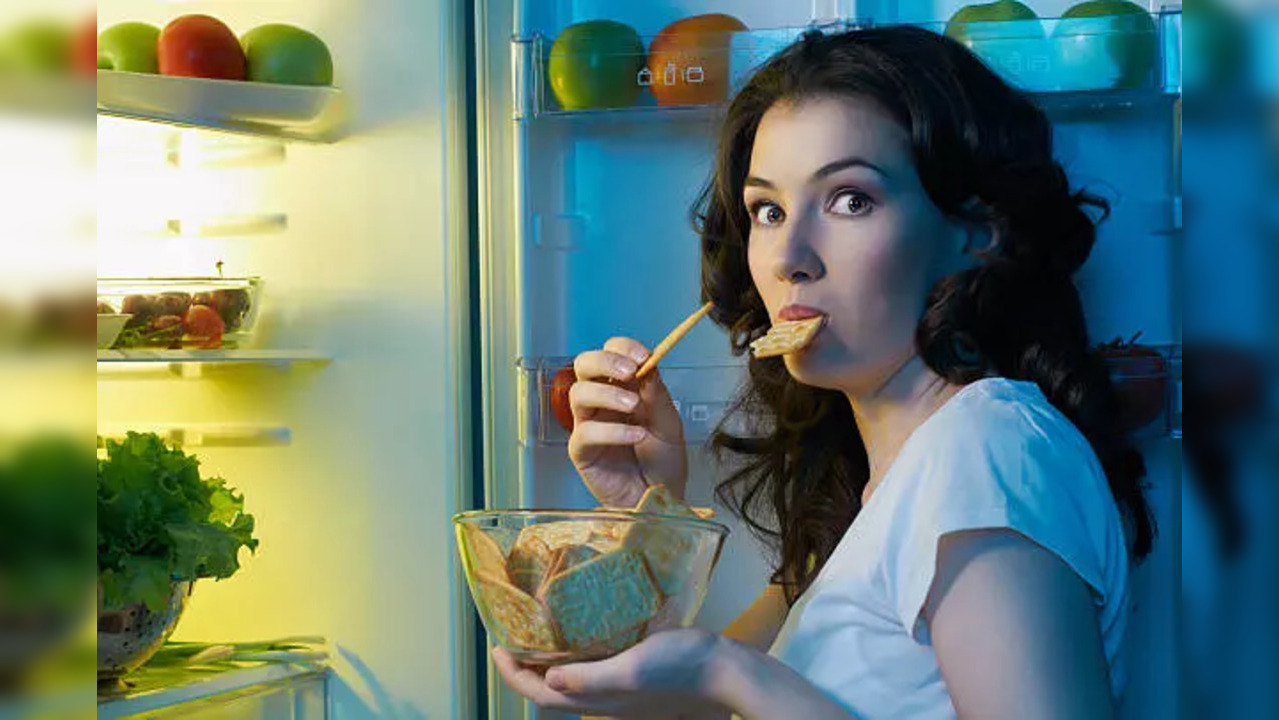 BEWARE! Your Favourite Snack Could Damage Your Brain; Foods To Be ...