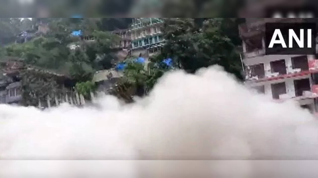 Video: Houses Collapse Like Pack Of Cards Due To Massive Landslide In Kullu | India News, Times Now