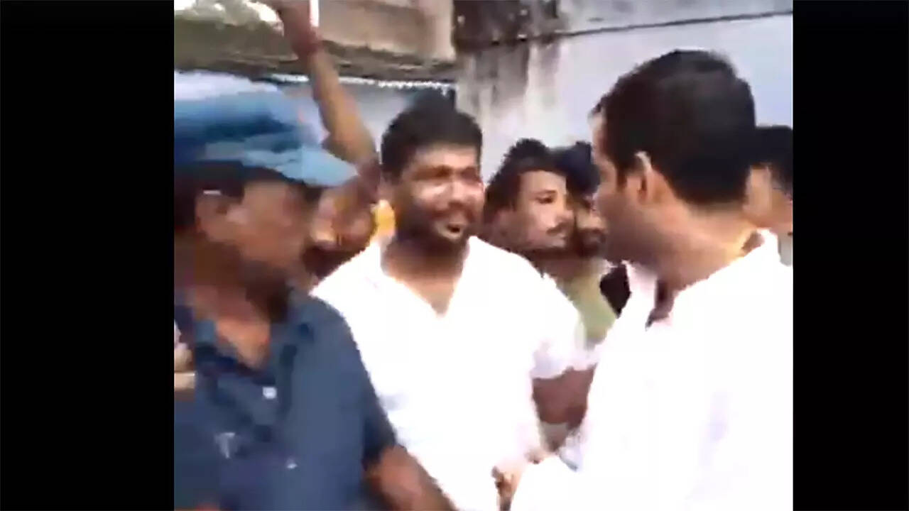 Caught On Cam: Tej Pratap Yadav Seen Pushing, Attacking RJD Worker In Viral Video | India News ...