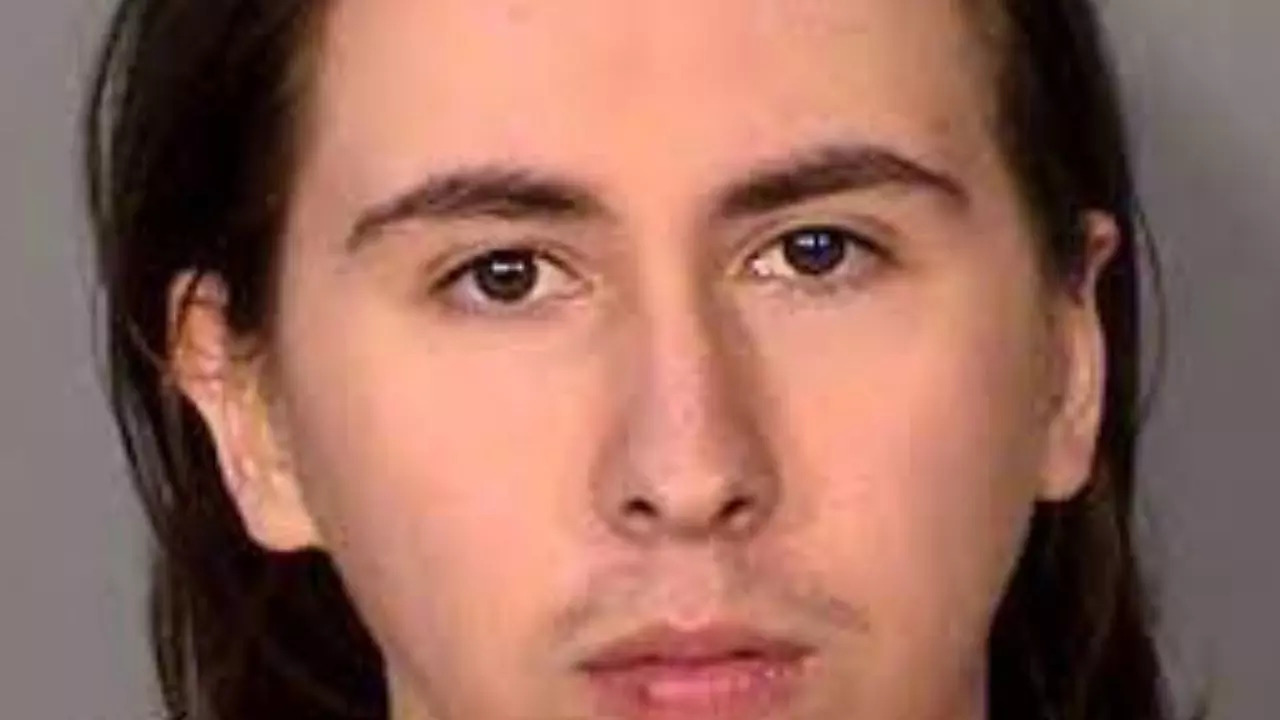 Minnesota Man, 19, Charged for Raping, Holding Girlfriend in Captivity ...