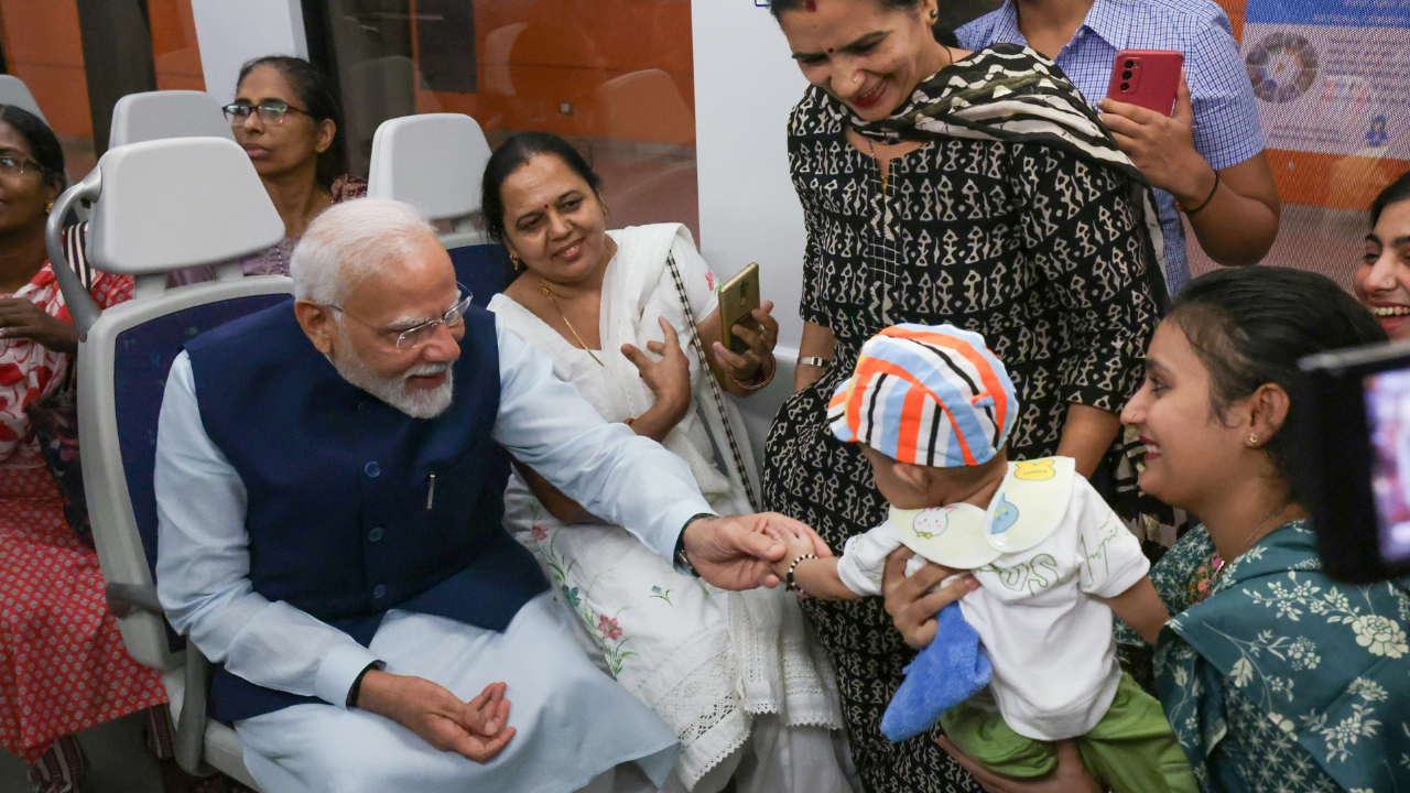 Watch: PM Modi Takes Metro Ride, Inaugurates YashoBhoomi Dwarka Sec 25 ...