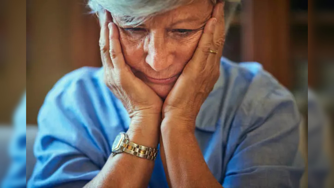 Subtle Signs That Indicate The Early Onset Of Alzheimer's | Health News ...