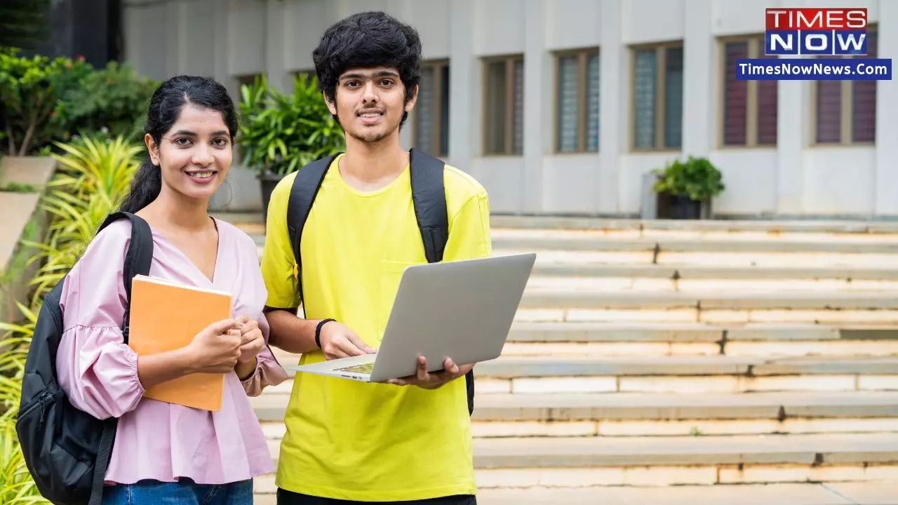 Record Alert! IIT Bombay Graduate Bags International Job Offer Of ...