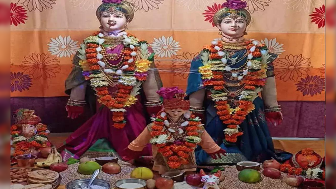 Jyeshtha Gauri avahana 2023 know the rituals, puja muhurt and ...