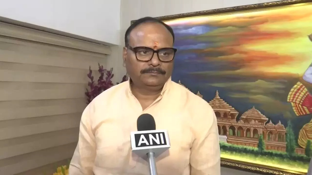 UP On Alert Amid Rising Dengue Cases: Deputy Chief Minister | India ...