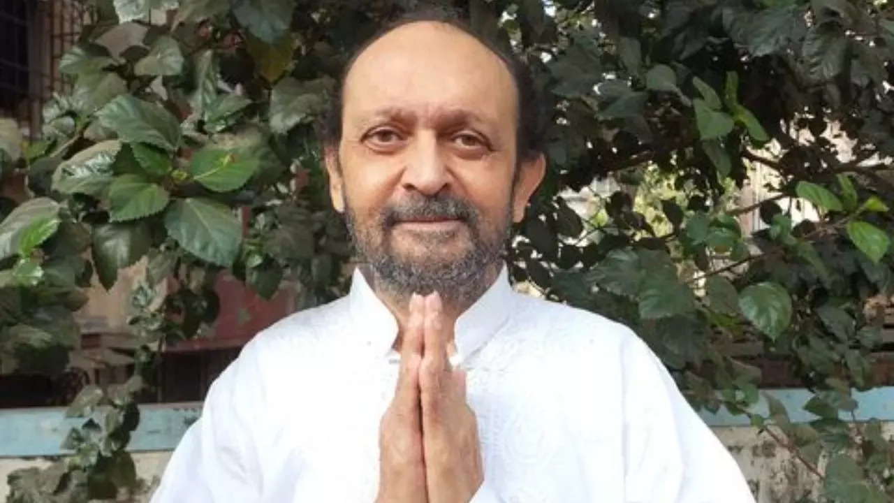 Akhil Mishra, Known For 3 Idiots, Dies In An Accident At 67 | Hindi ...