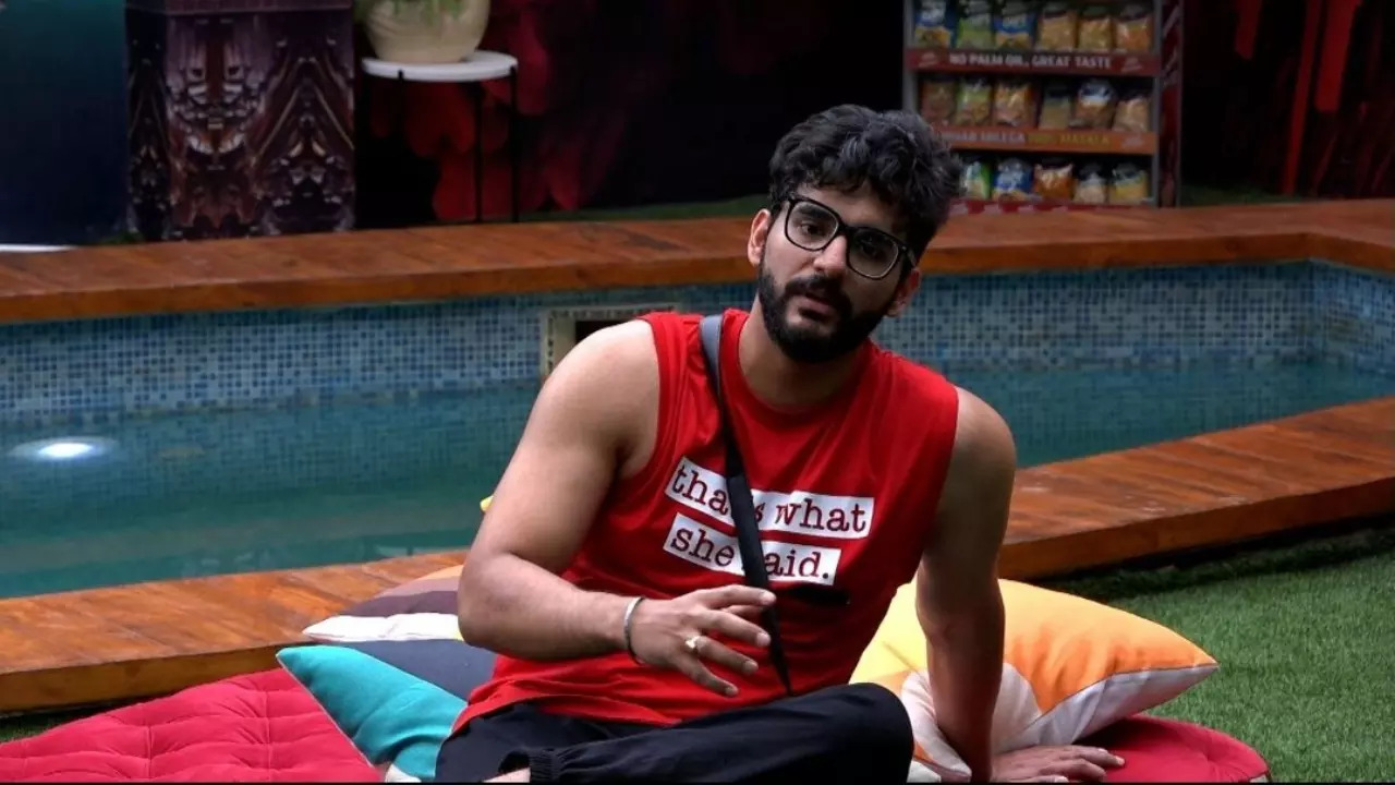 We Support Abhishek! Internet Roots For Bigg Boss OTT 2 Runner-Up Amid ...