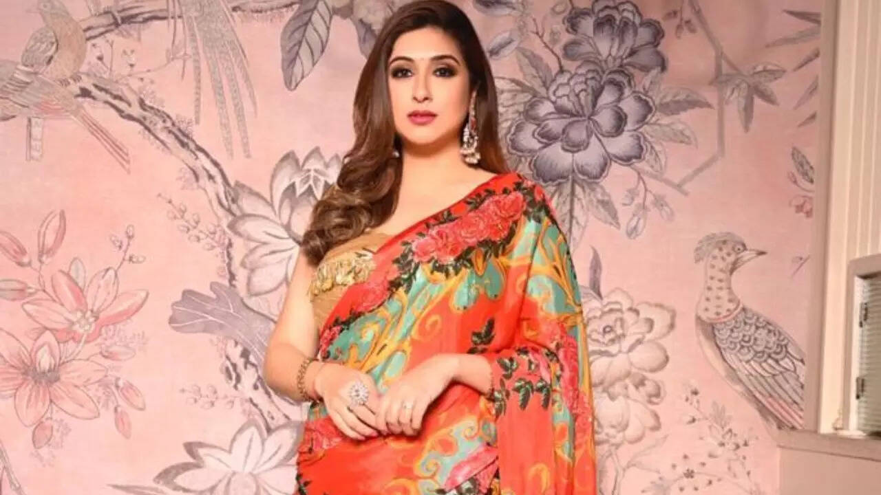 Exclusive! Vahbiz Dorabjee To Return To The Screens With Bahu Hamari ... Exclusive! Vahbiz Dorabjee To Return To The Screens With Bahu Hamari ...