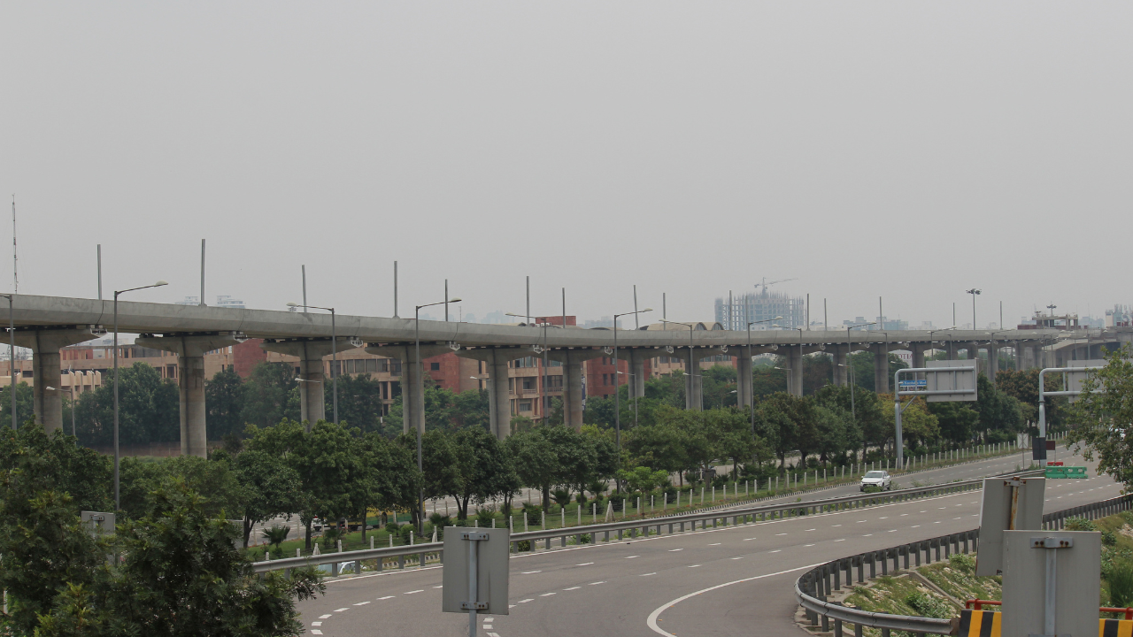 After 6 Months, Work On THIS Elevated Road In Noida To Resume Next Week ...