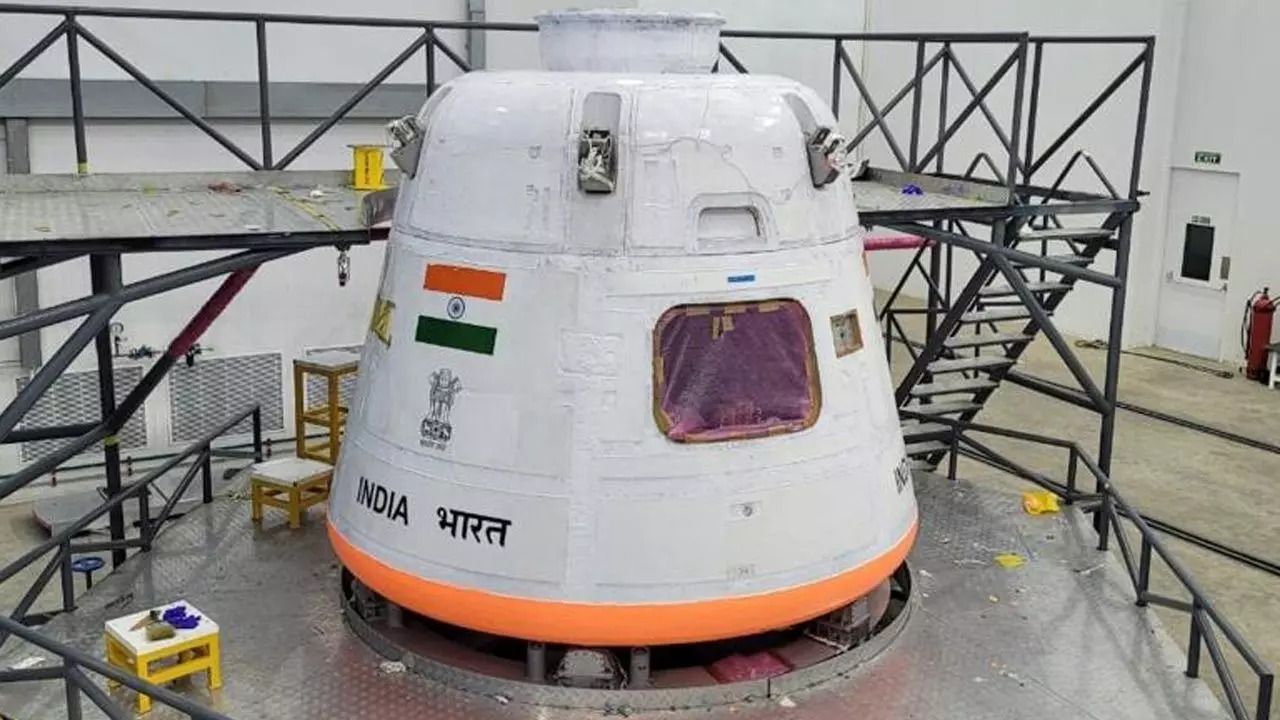 India's Cosmic Odyssey: Aims to Conquer the Moon by 2040, Launches Space Station Plan ...