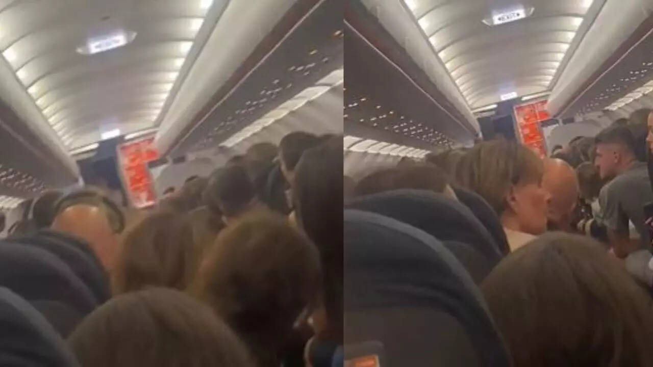 Passenger Defecates On Toilet Floor On Spain To London Flight | Watch ...