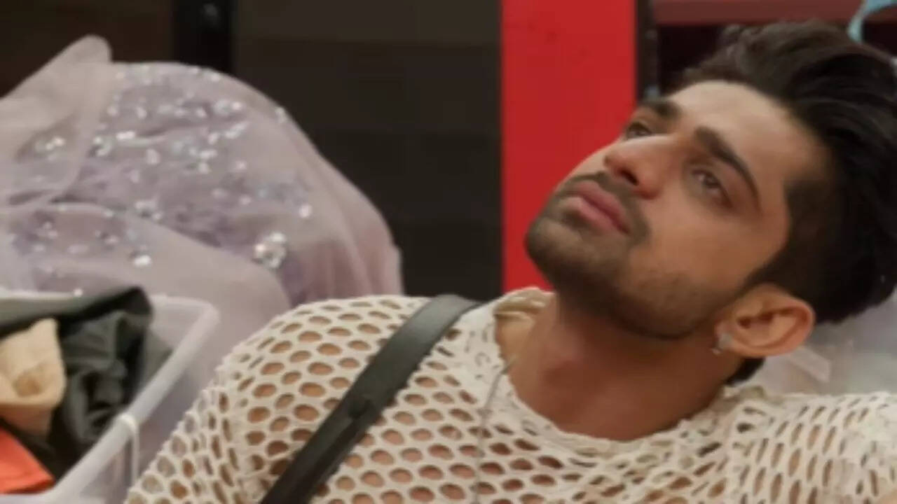 Bigg Boss 17 PROMO: Abhishek Kumar Gets Emotional While Expressing His ...