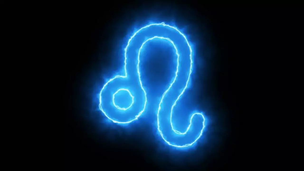 Leo Horoscope For Today 28 October 2023: Plan a Special Date Night to ...