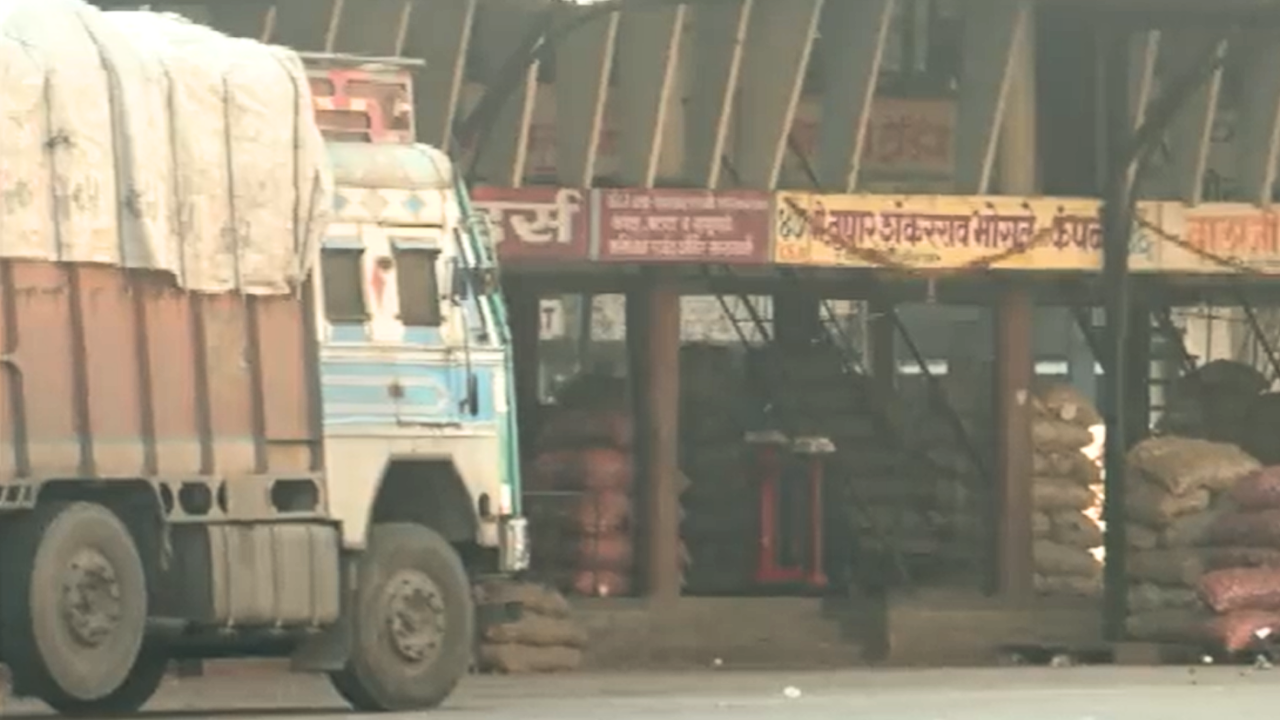 Maratha Reservation: Pune's Chhatrapati Shivaji Maharaj Market Bandh ...