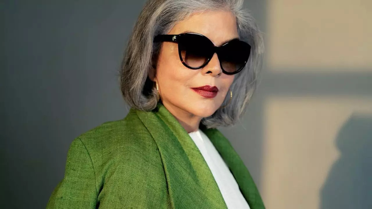 Bollywood's OG Zeenat Aman Is All Set For Comeback In Manish Malhotra's ...