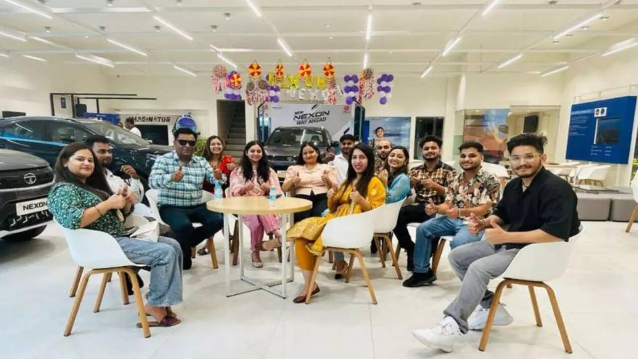 MITS Healthcare company gifted Tata Punch car to employees on the ...