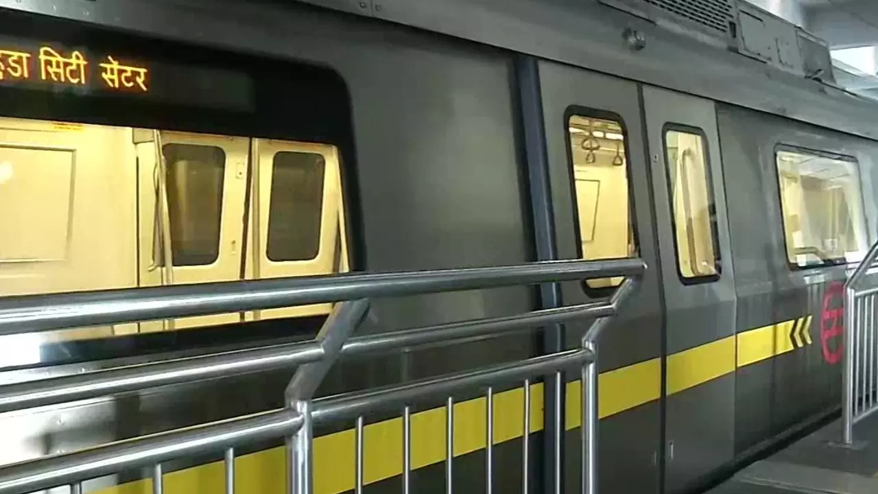 MCD Issues Challan Of One Lakh To DMRC. Here’s Why | Delhi News, Times Now