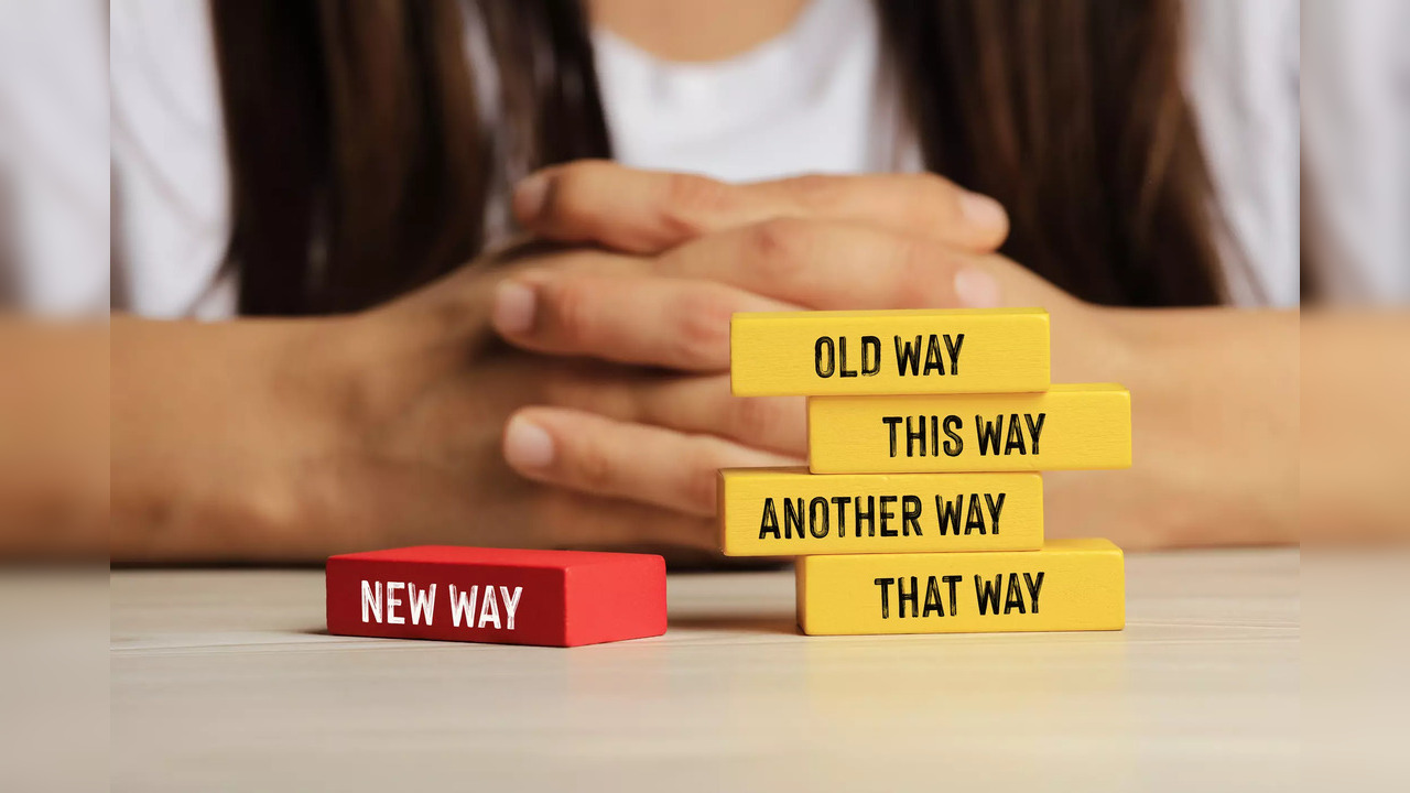 Mastering Smooth Organizational Transitions with Expert Change ...