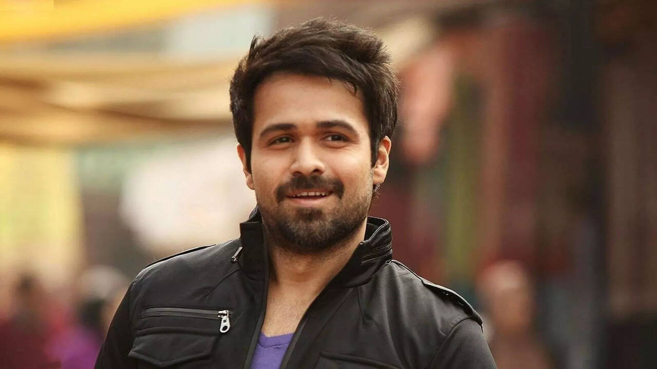 Exclusive! Emraan Hashmi Wants To Re-Explore His Old Roles Amid Tiger 3 Success | Hindi News ...