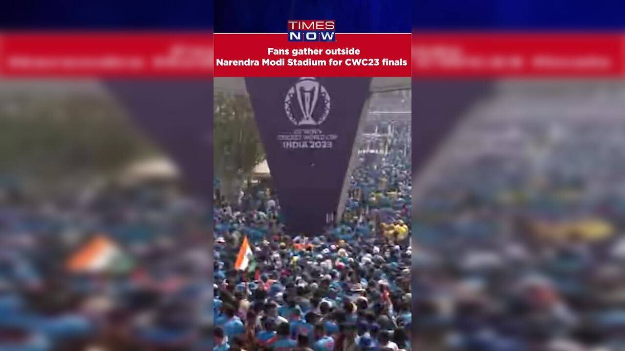 Huge Crowd Gathered Outside The Entry Gates Of Narendra Modi Stadium In ...