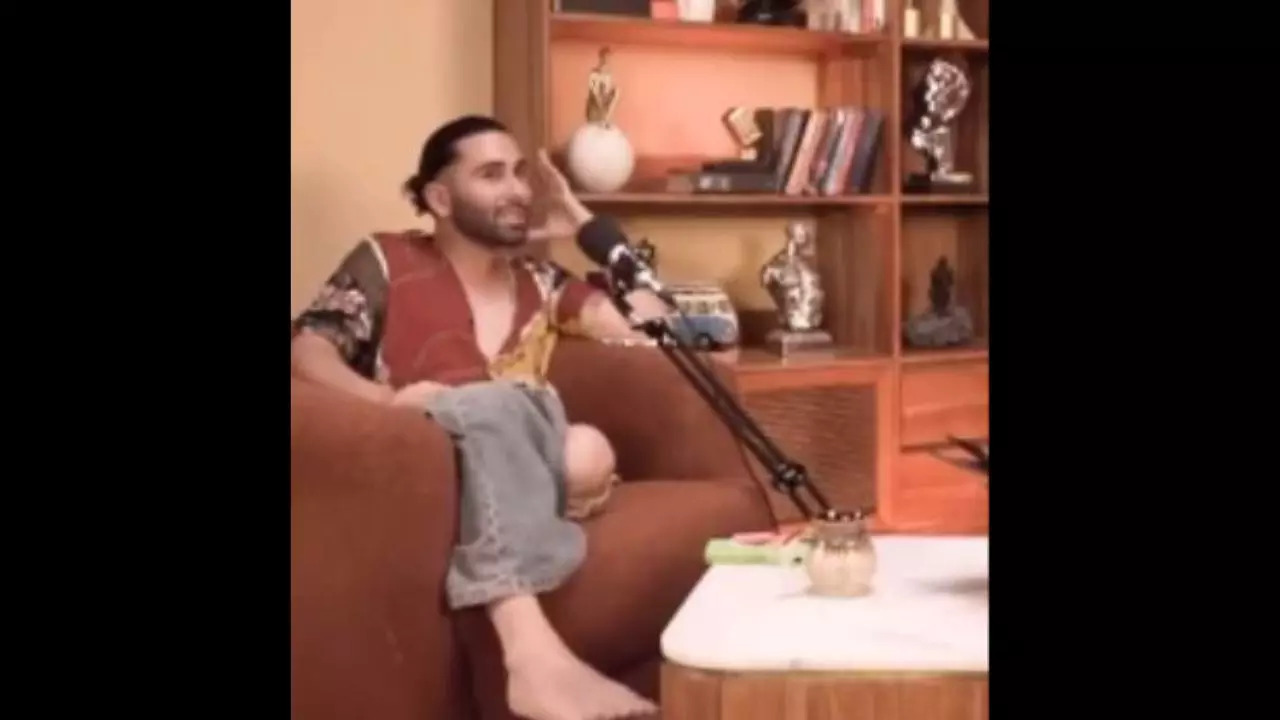 Bollywood Bestie Orry Calls Himself A 'Liver' In Viral Video, Netizens ...