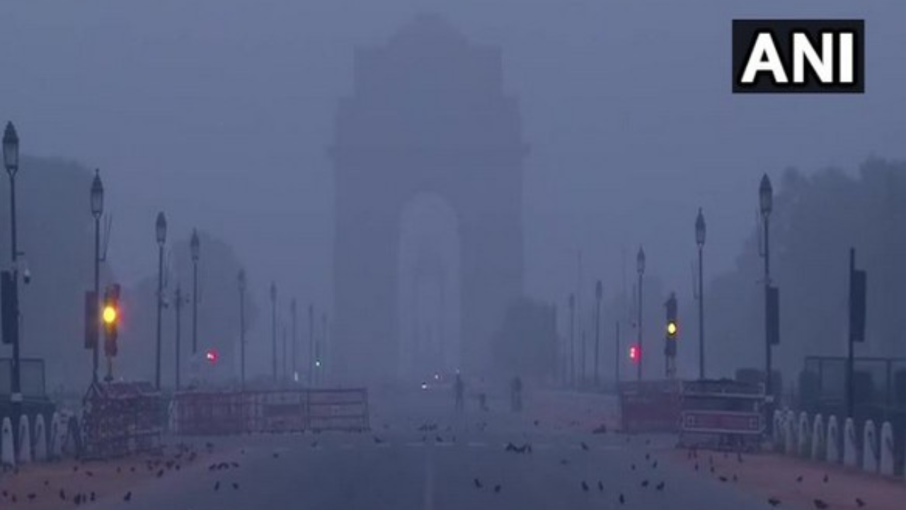 Delhi Temperature Drops to 9. 2 Degrees Celsius | Delhi News, Times Now