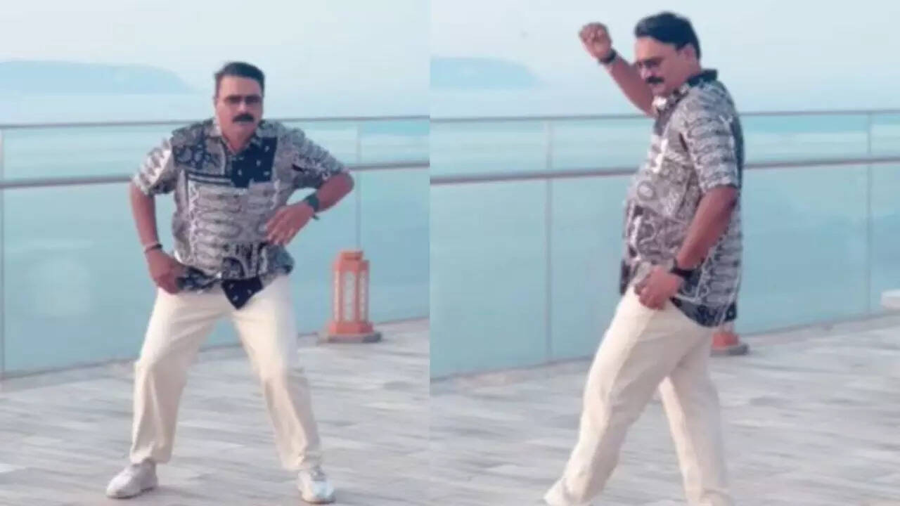 Mumbai Cop Dances To Punjabi Song 'Kinni Kinni' In Viral Video | Watch | Times Now