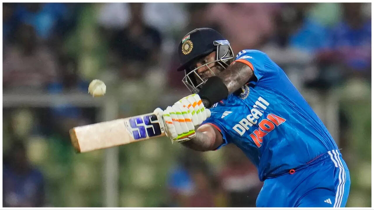 Suryakumar Yadav Playing Trademark Scoop Shot Thrills Ravichandran Ashwin 'Every Single Time ...