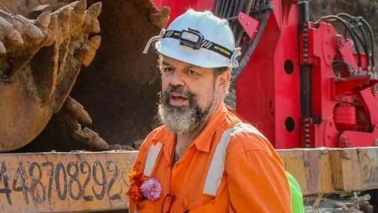 Tunnelling Expert Arnold Dix Shows Us The Power Of Faith And Belief ...