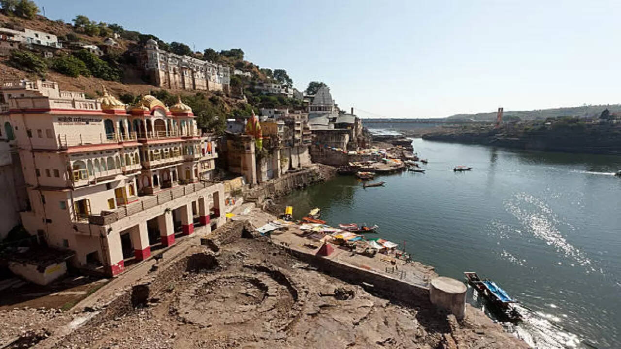 10 Intriguing Facts About Omkareshwar Temple You May Not Know