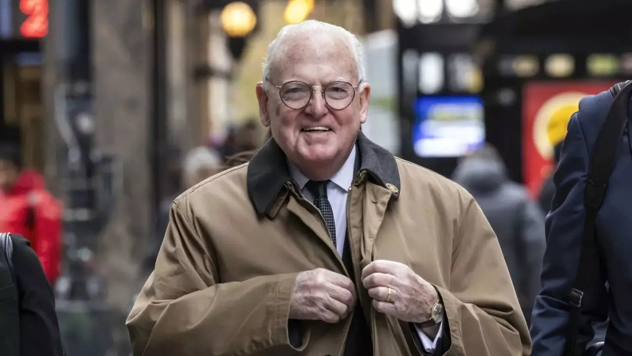 Edward Burke Family: Edward Burke Family: Know About Wife Anne ...