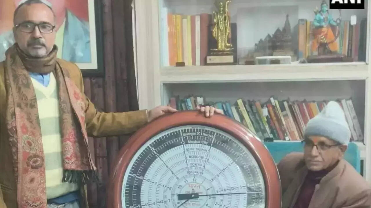 to ram temple ayodhya lucknow ram devotee gifts world clock will tell ...
