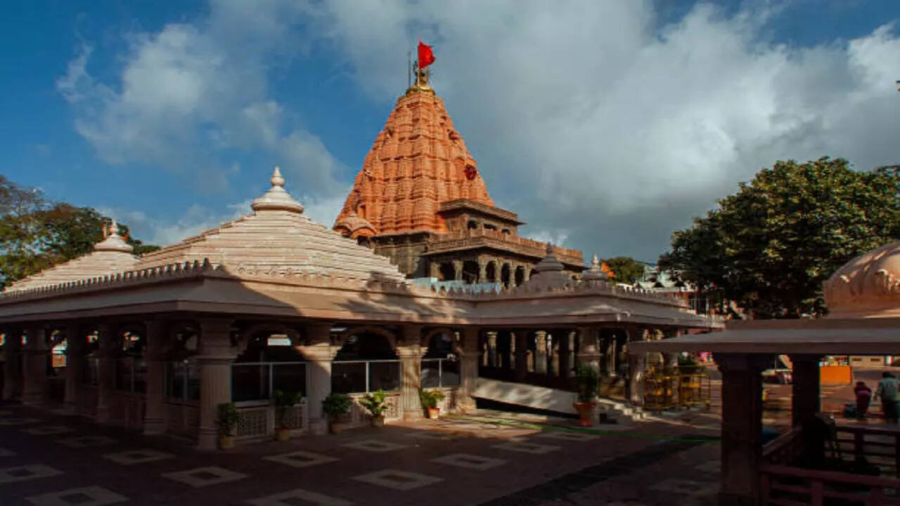 10 Interesting Facts About Ujjain’s Mahakaleshwar Temple, The Only ...