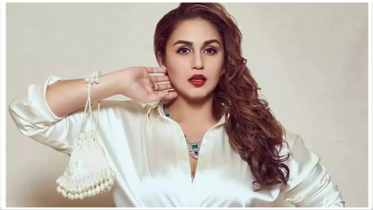 Huma: After Writing Superhero Novel, Huma Qureshi Says No To Penning A ...