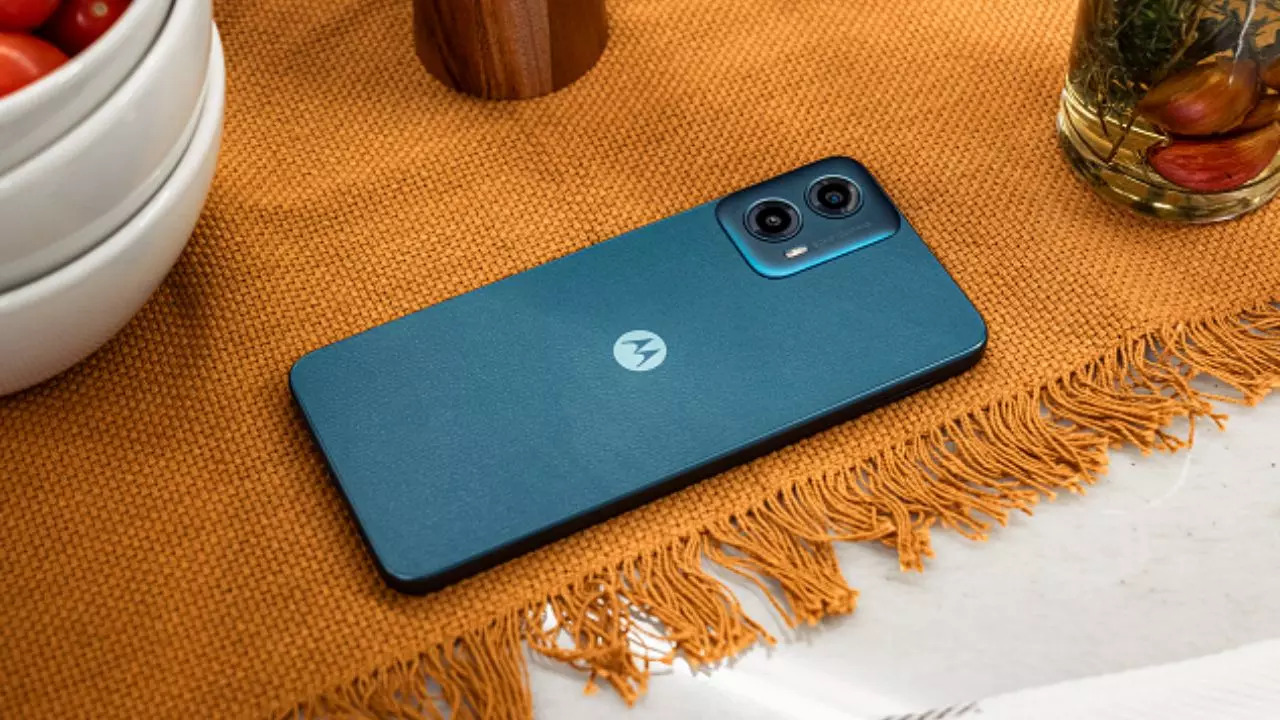 Motorola launches Moto G34 5G: Affordable 5G with 120Hz Display and ...