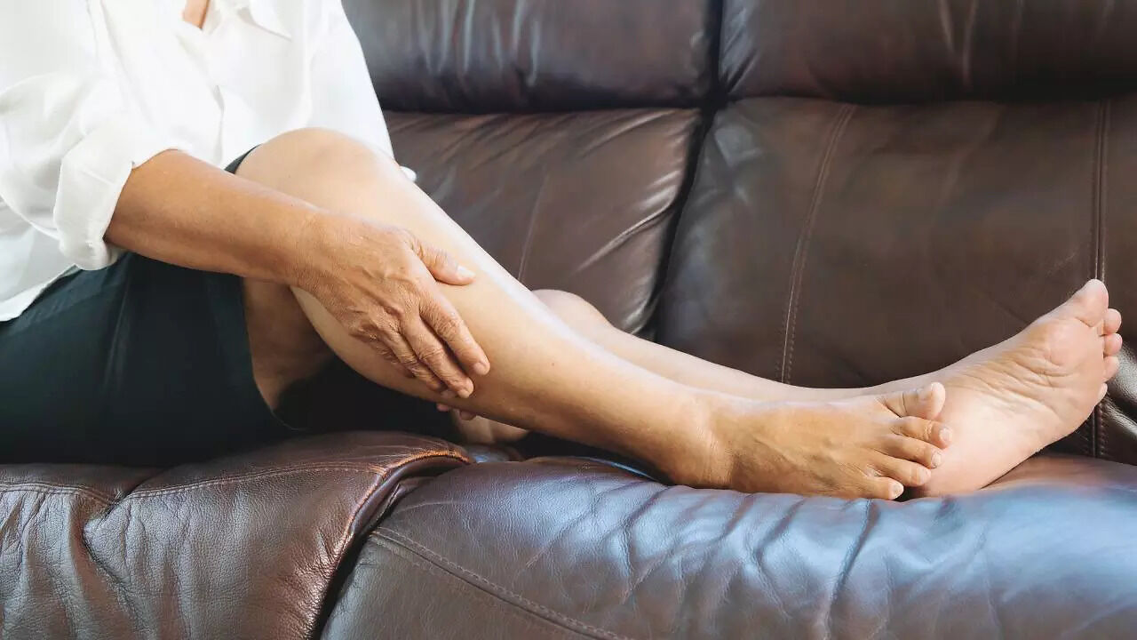 Practice these 4 yoga poses at home to get relief from leg pain ...