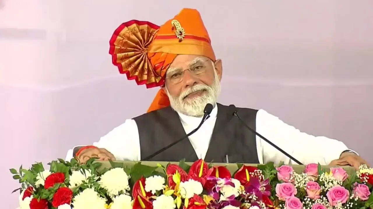 PM Narendra Modi gets emotional during his speech In Solapur India's ...