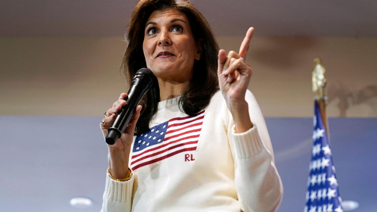 Nikki Haley BANS Daily Mail From Campaign Events: Know Why | Times Now