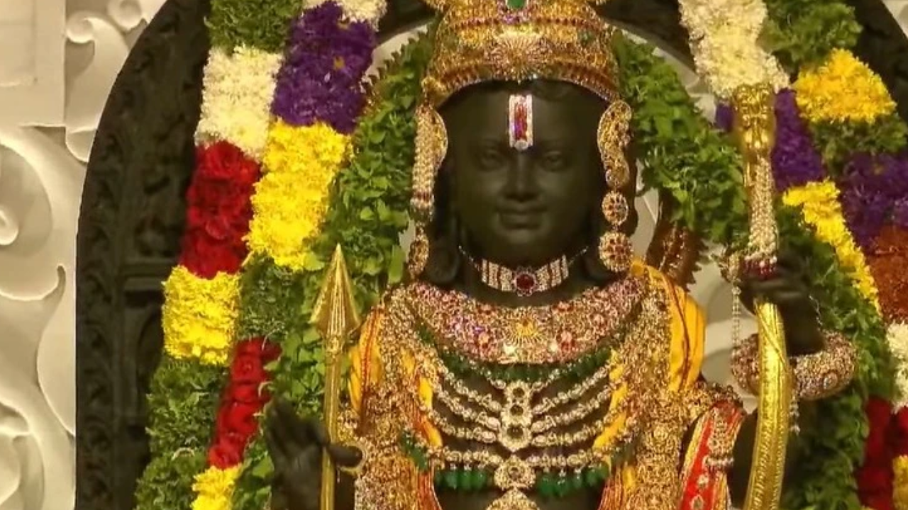 ayodhya shri ram jewellery what gems are used in lord rama jewellery ...