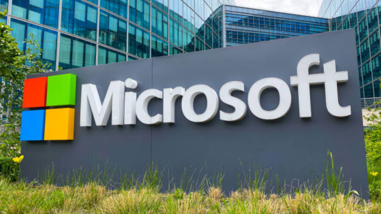 Microsoft Briefly Hits $3 Trillion Market Valuation, Following Apple, Fueled by Strong Optimism ...