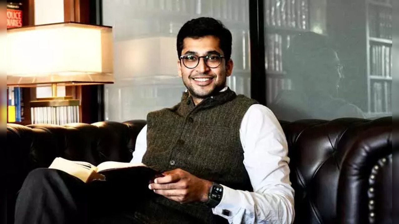 Mahua Moitra News: CBI Examines Delhi Lawyer In Mahua Moitra Corruption Case | Times Now