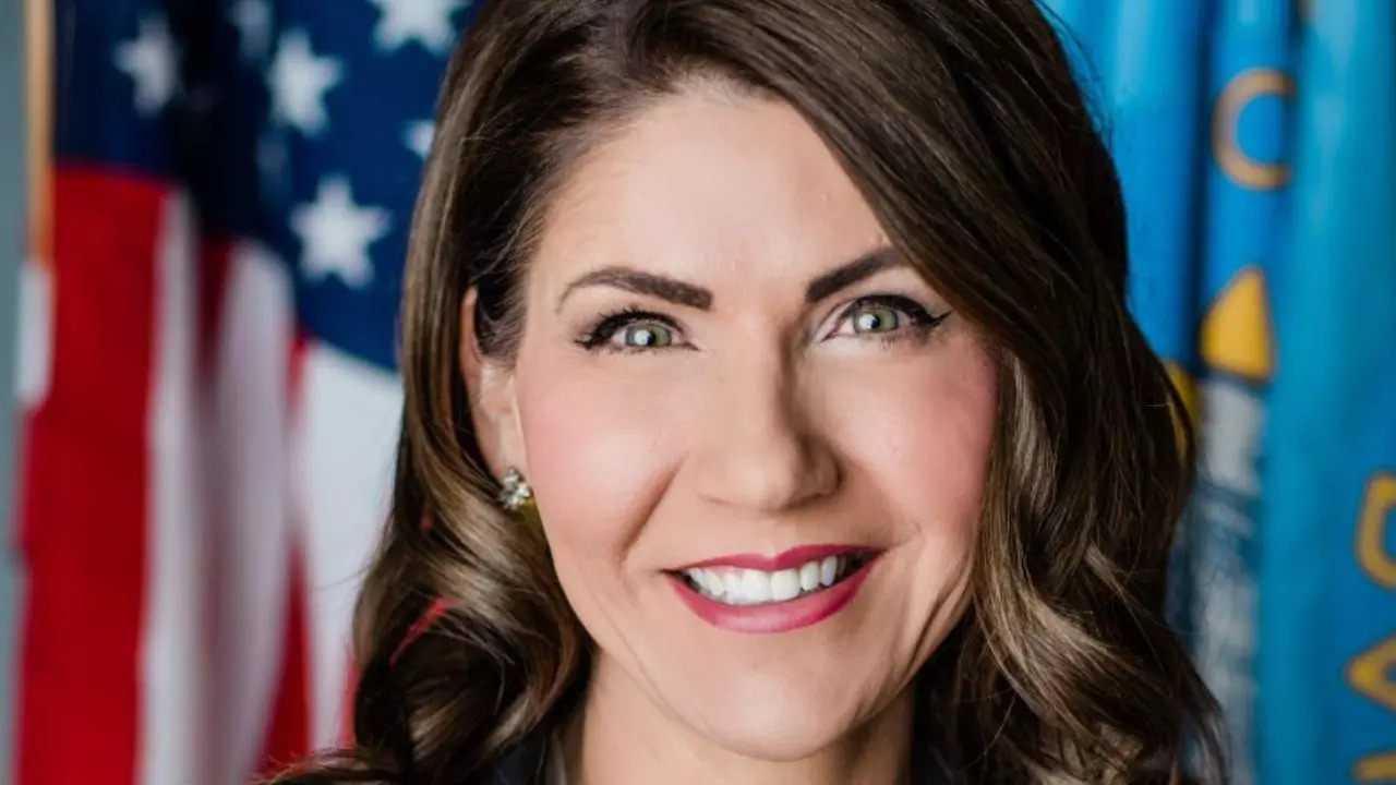 Kristi Noem: Kristi Noem Family: Know About Husband Bryon Noem And ...