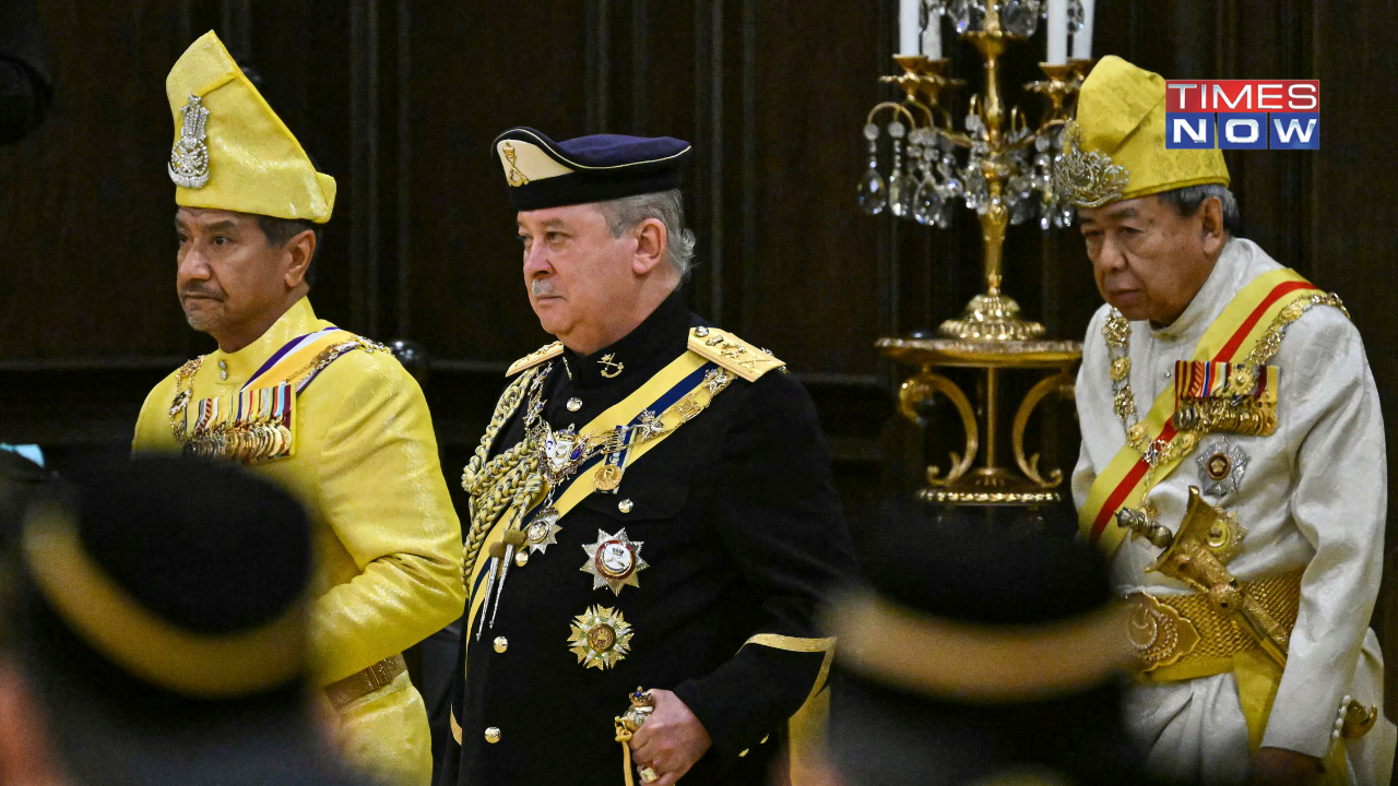 Malaysia New King Coronation: Sultan Ibrahim Iskandar Crowned Malaysia ...