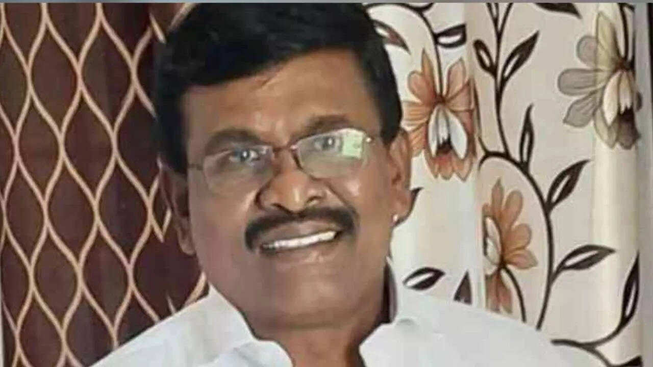 comedy actor benjamin joined dmk party in salem | நடிகர் பெஞ்சமின் தி ...