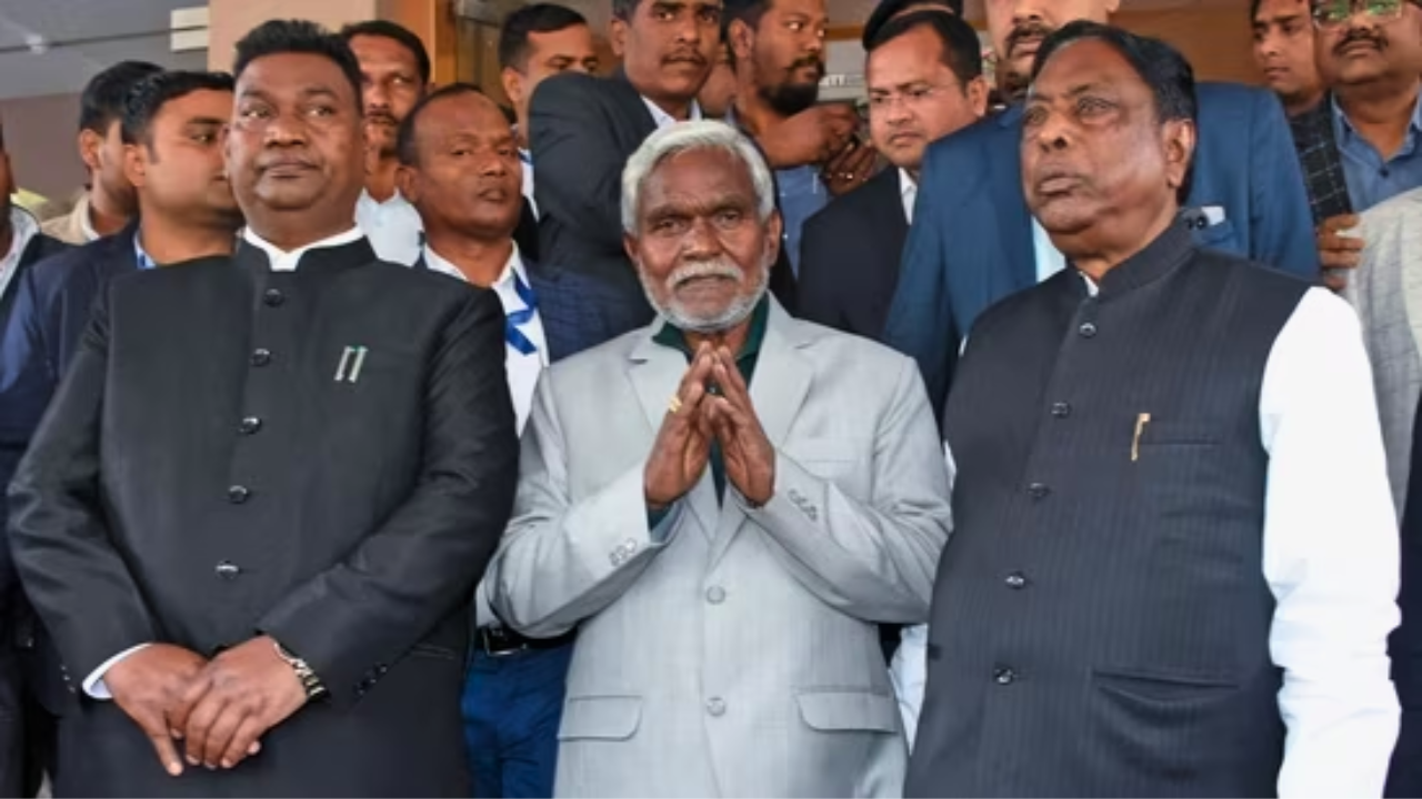 Jharkhand CM Champai Soren wins floor test - झारखंडमध्ये ऑपरेशन लोटस ... Jharkhand CM Champai Soren wins floor test - झारखंडमध्ये ऑपरेशन लोटस ...