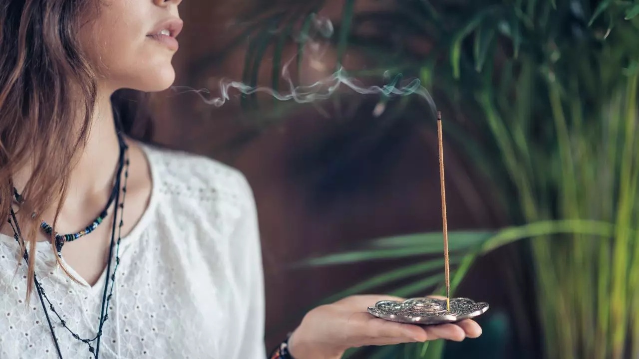 The Sacred Ritual Of Burning Incense Sticks For Spirituality ...